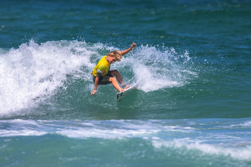 Surfing's rising star, 11, balances his growing fame with fun