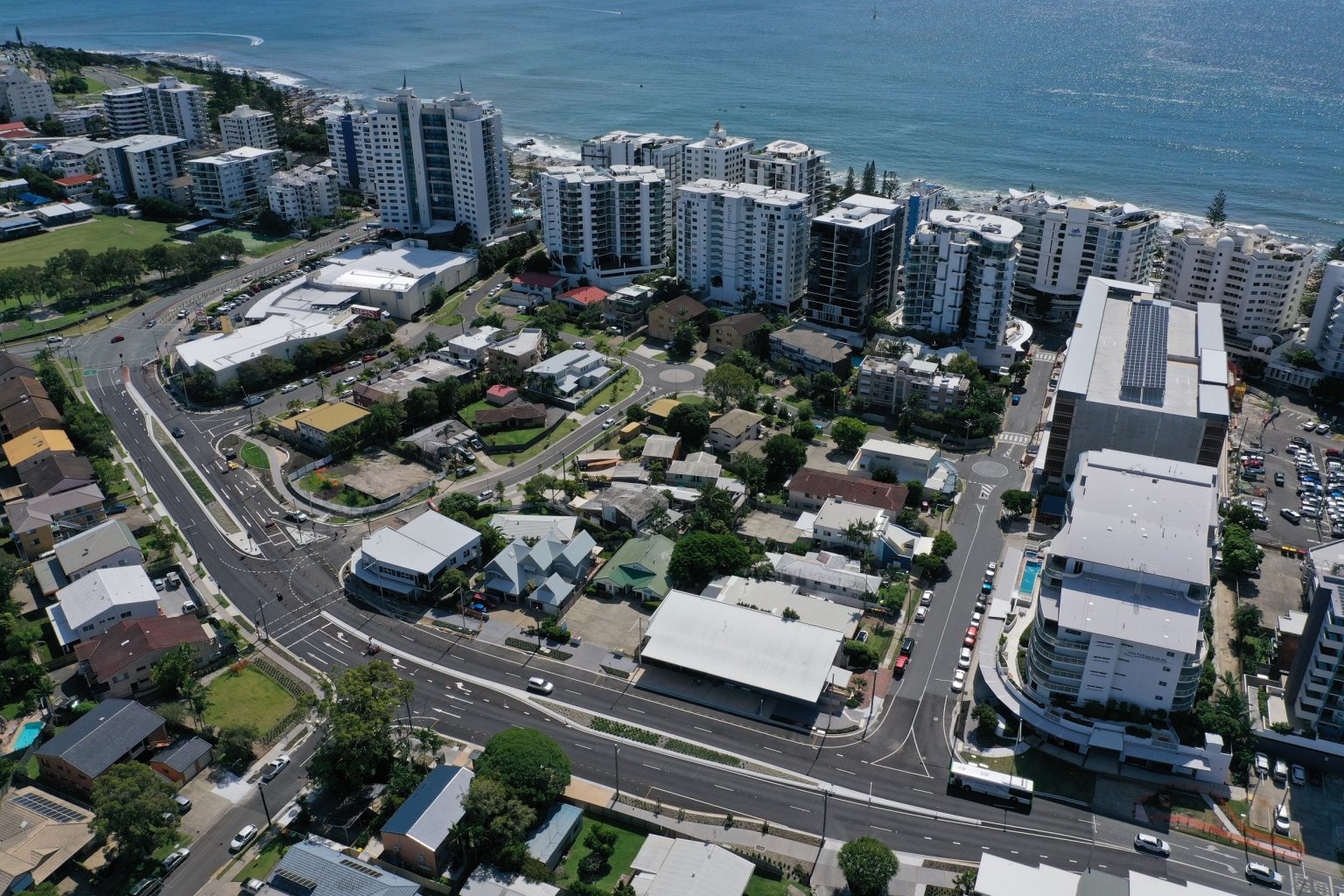 New traffic lanes open in congested Mooloolaba tourism precinct