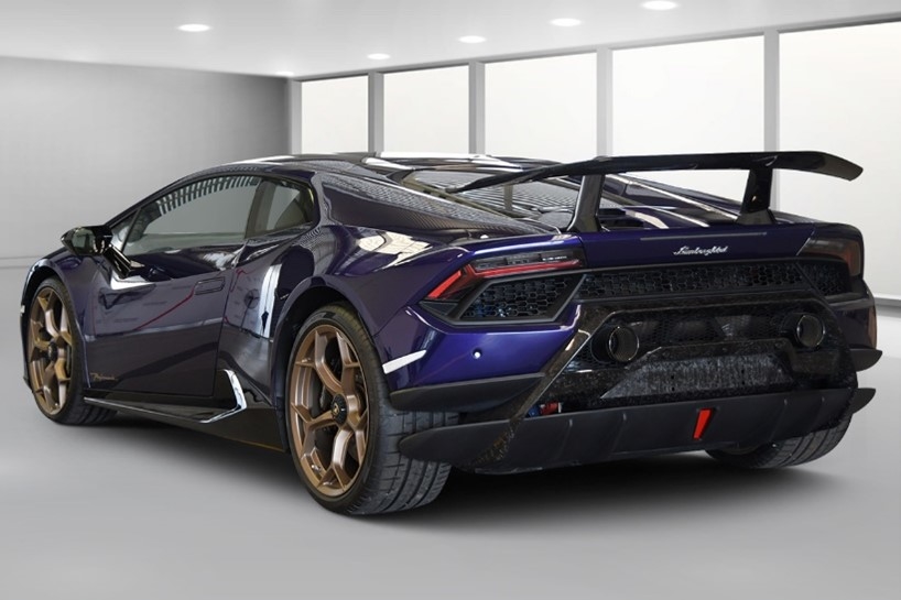 Serial hoon's Lamborghini up for auction