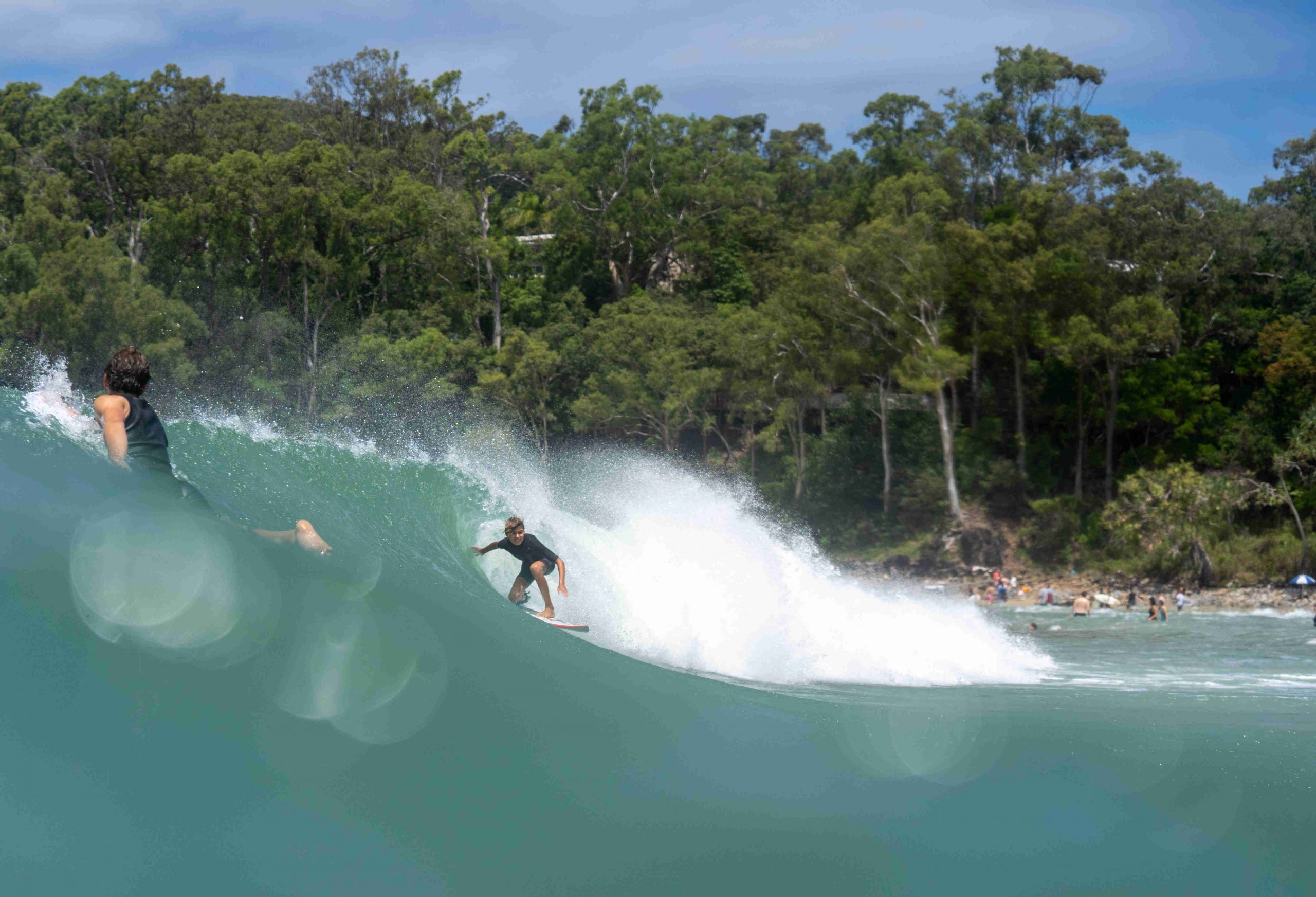 STUNNING PHOTOS: classic waves draw thousands to surf mecca