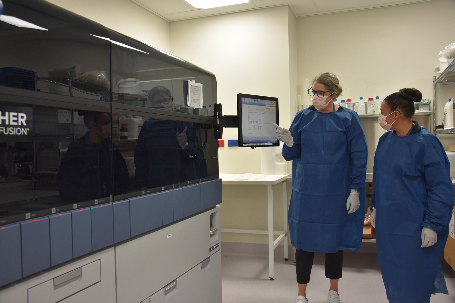 Testing times: USC 'recruits' join Omicron fight