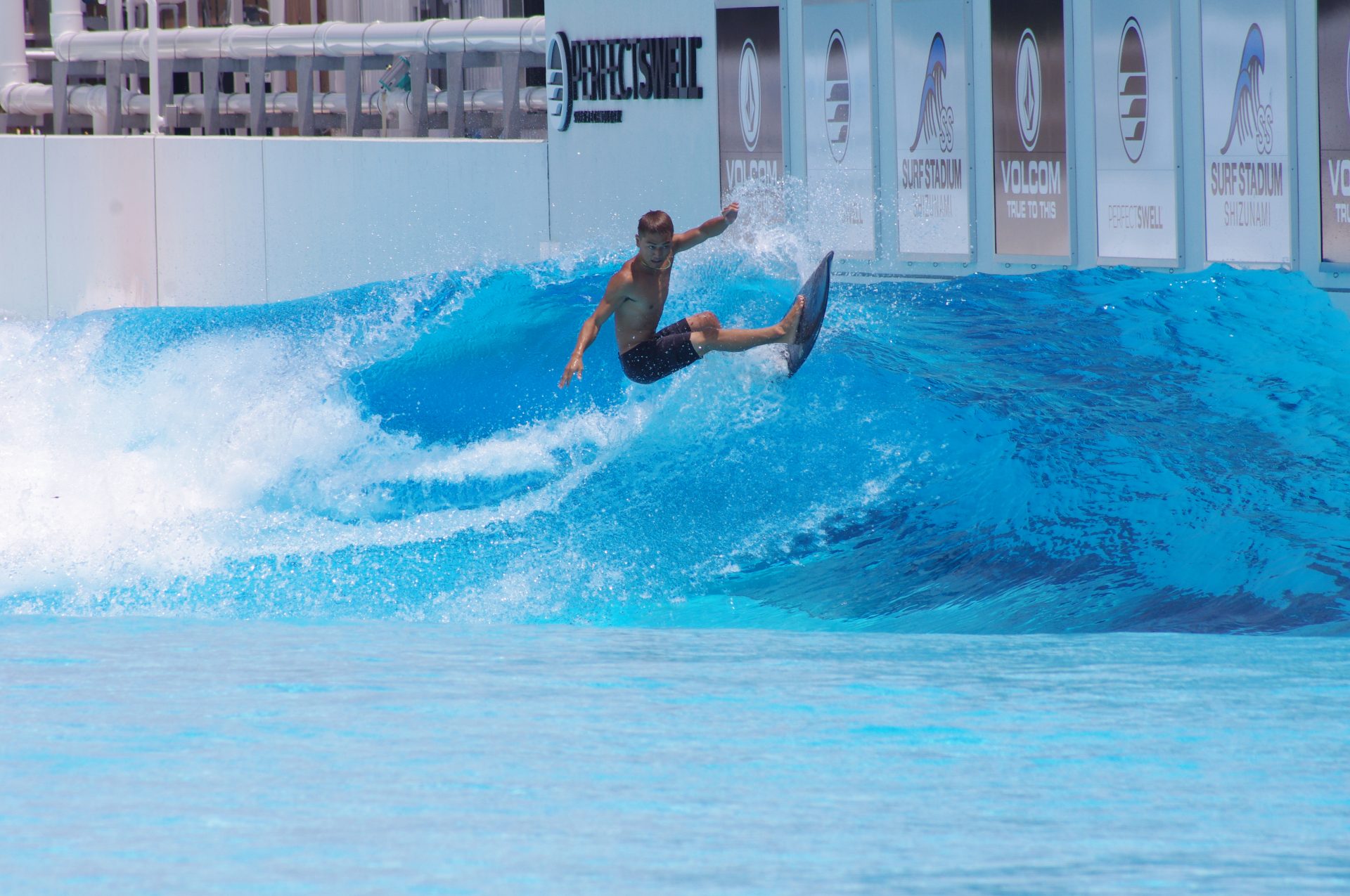 First look at perfect waves that will break every day on Sunshine Coast