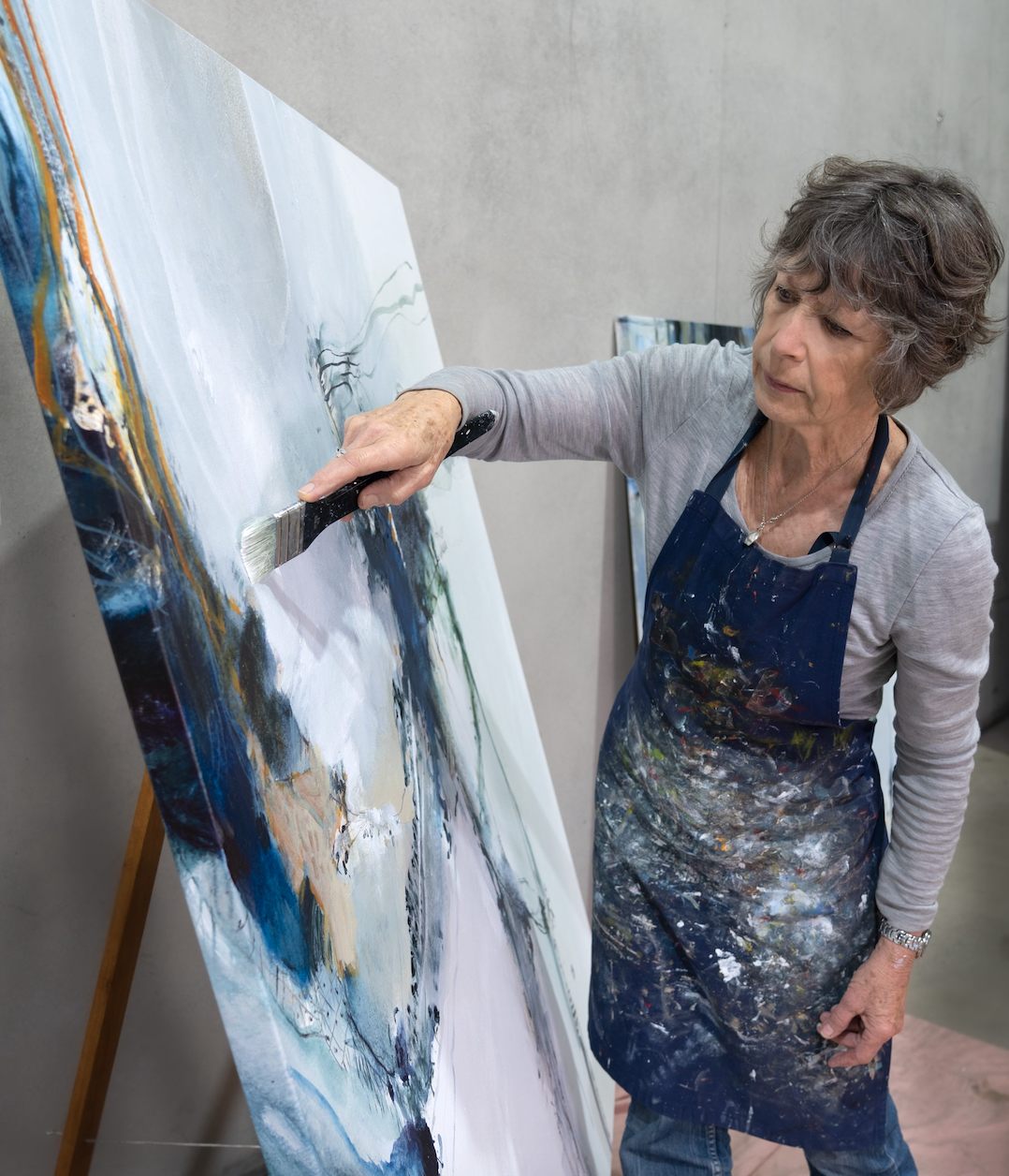 What's On: buskers by the lake, caravan expo and dynamic duo