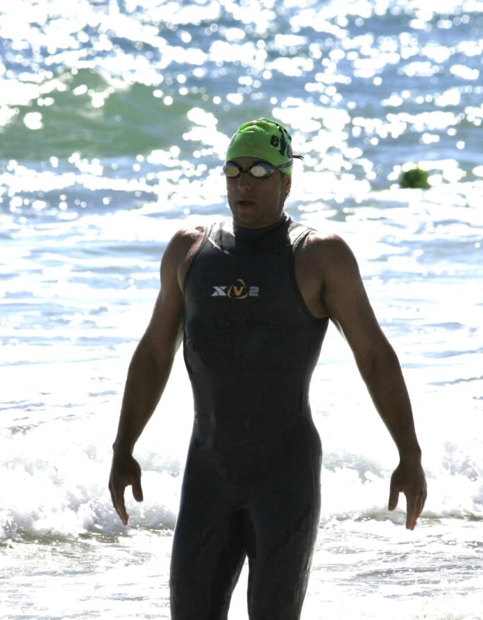 Brendan's 24-hour swim challenge for special cause