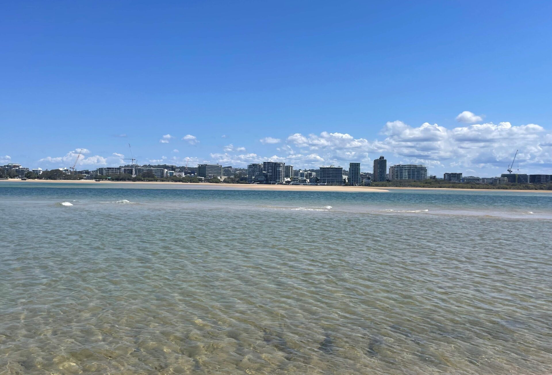 Photo of the day: mini waves