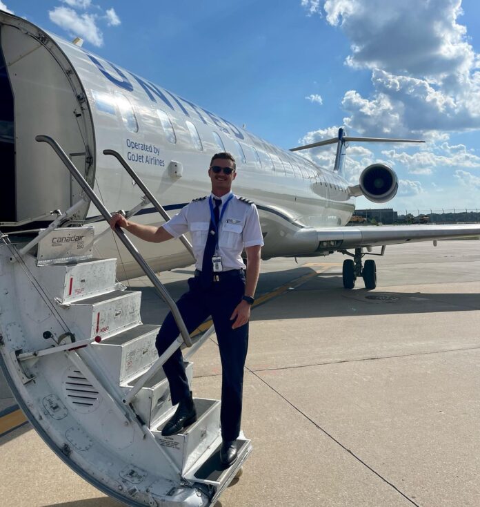 The photo that helped launch an aviation career