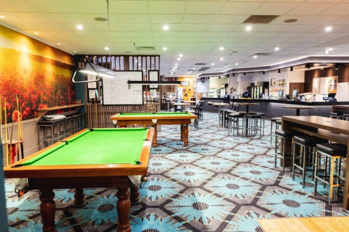 Bar caught up in RSL feud set to reopen