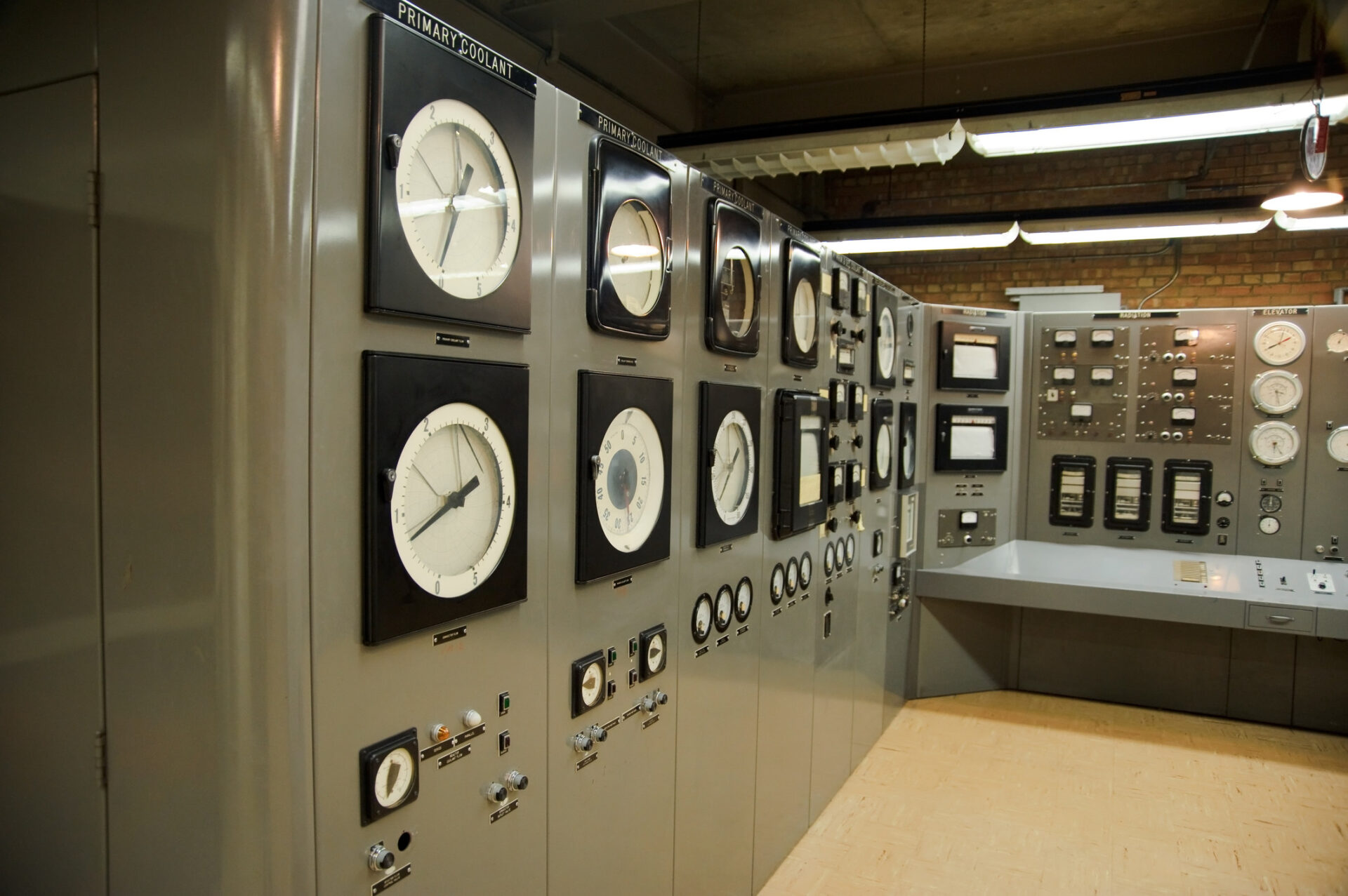 Global view: MP urges Australia to join nuclear community