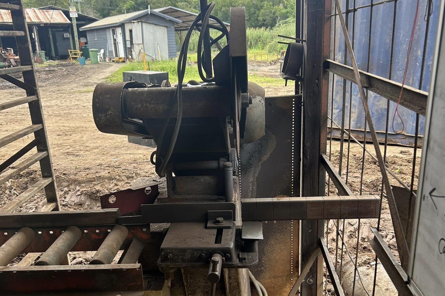 Noise complaints force mill out after 40 years