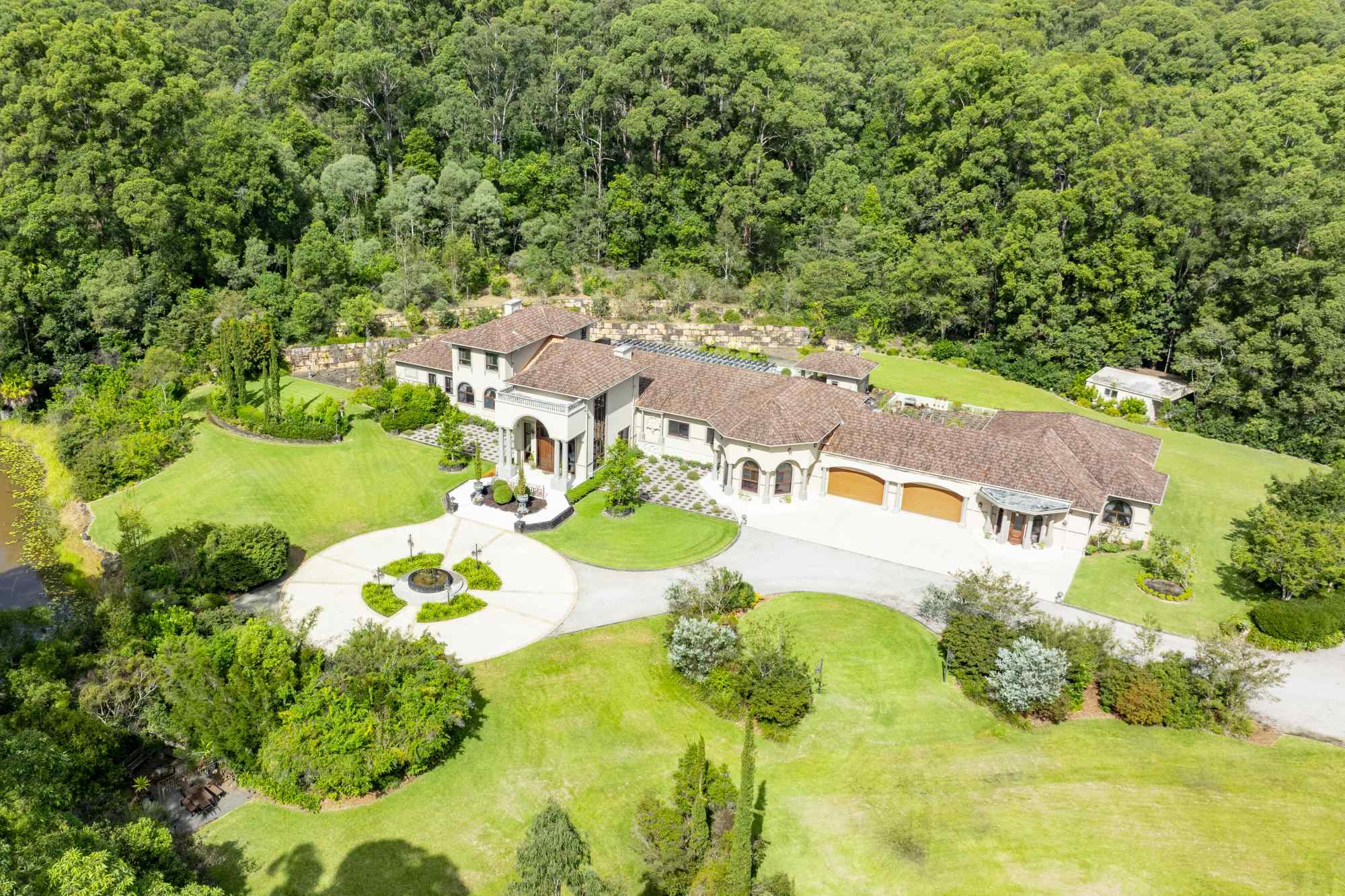 Owners relinquish European-style mansion for farm life