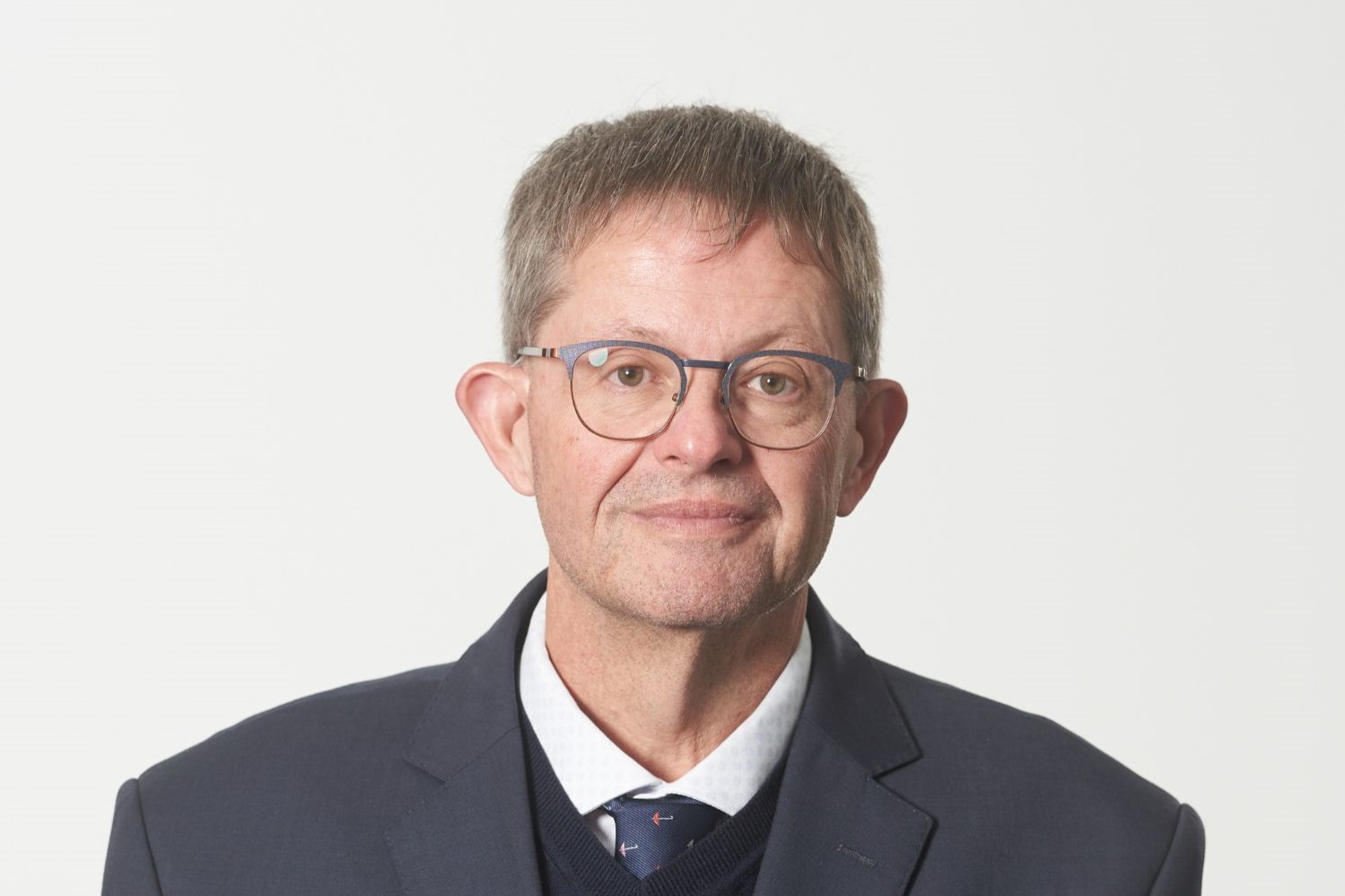 'Highly valued' council executive stepping down