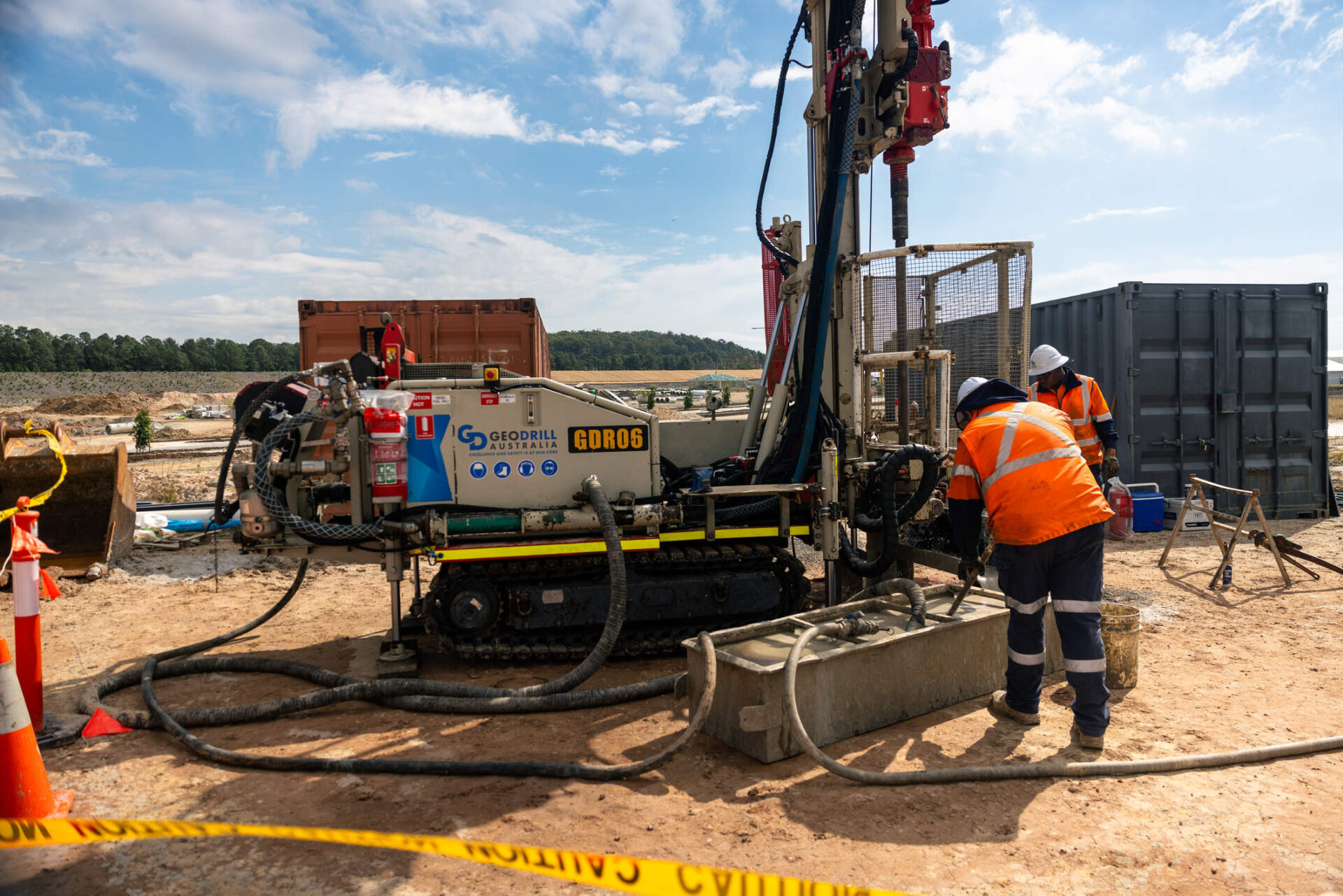 Wheels in motion for rail tunnel under suburbs