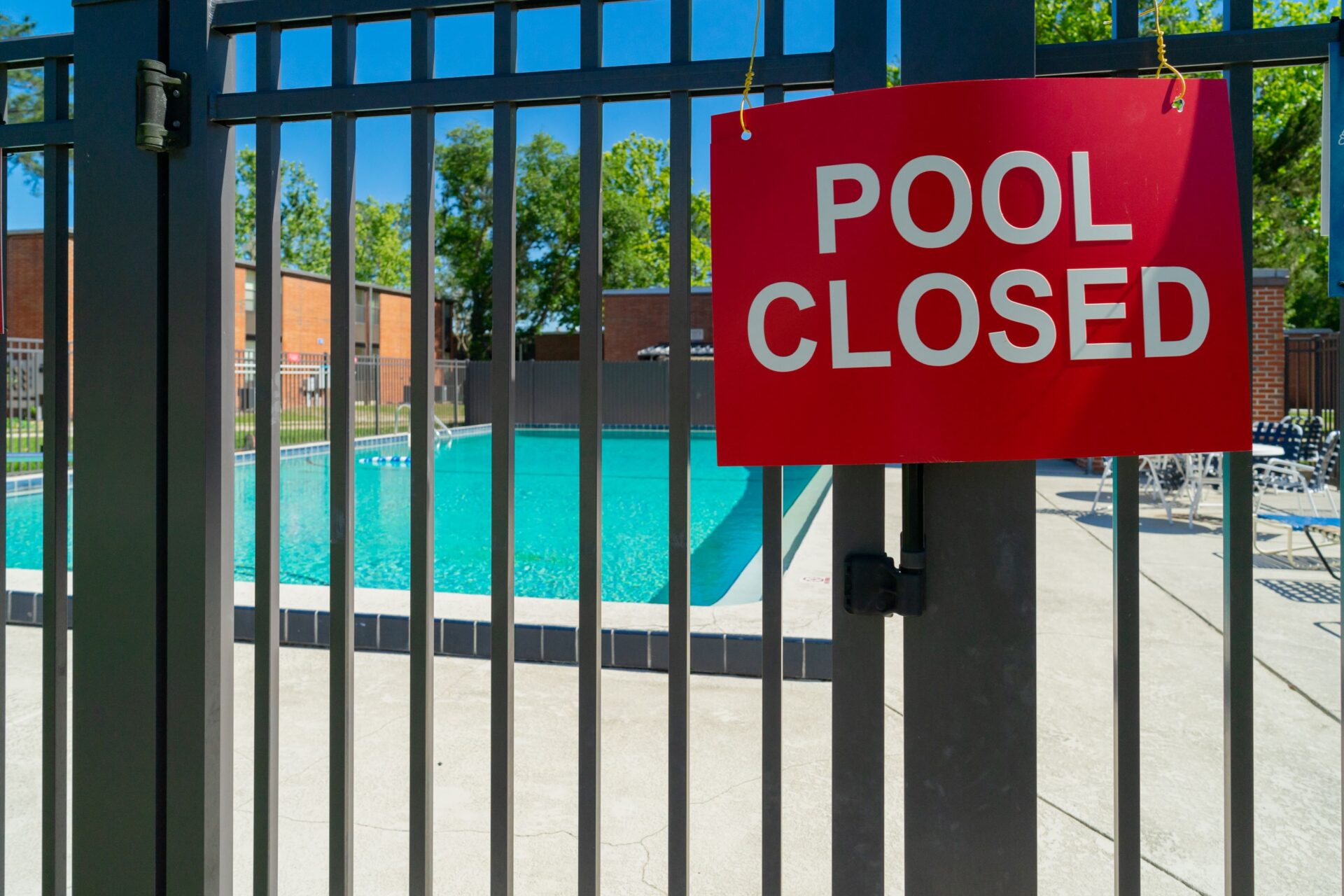 School pools closed over leasing difficulties