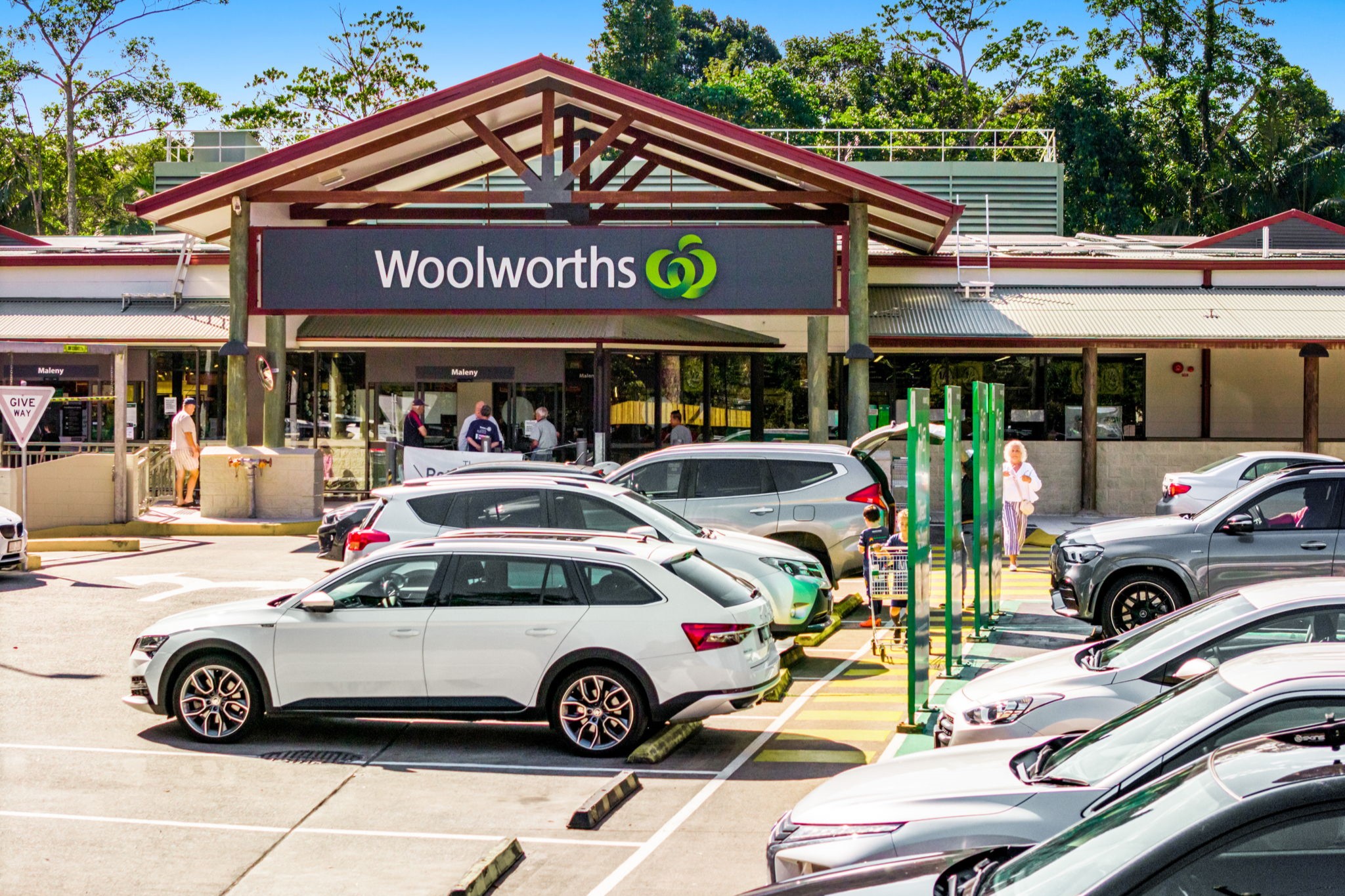 Supermarket sells in $13.75m deal