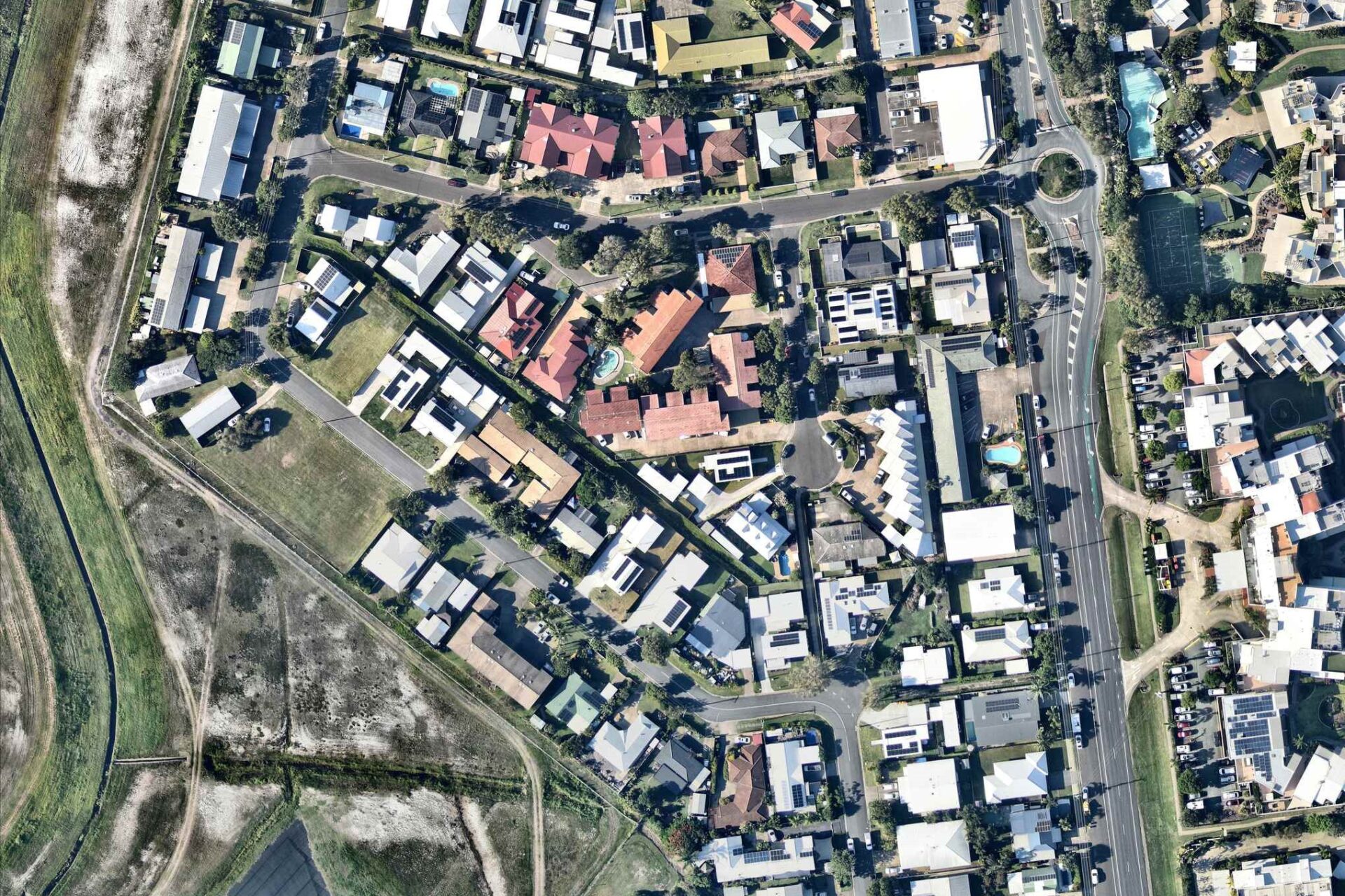 Safety fears grow over traffic in suburb's side streets